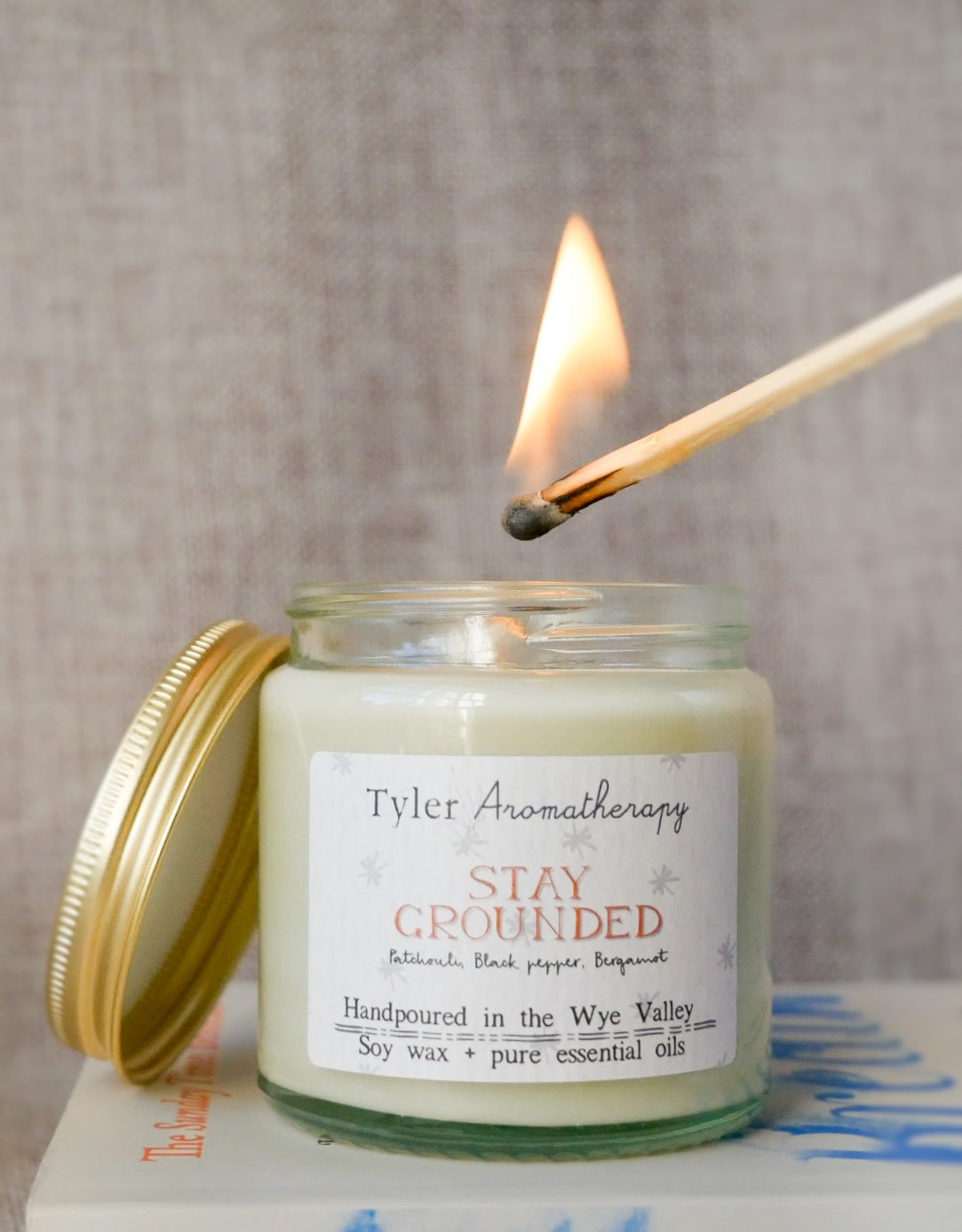 Stay Grounded mood candle Tyler Aromatherapy – AGORA HEALTH